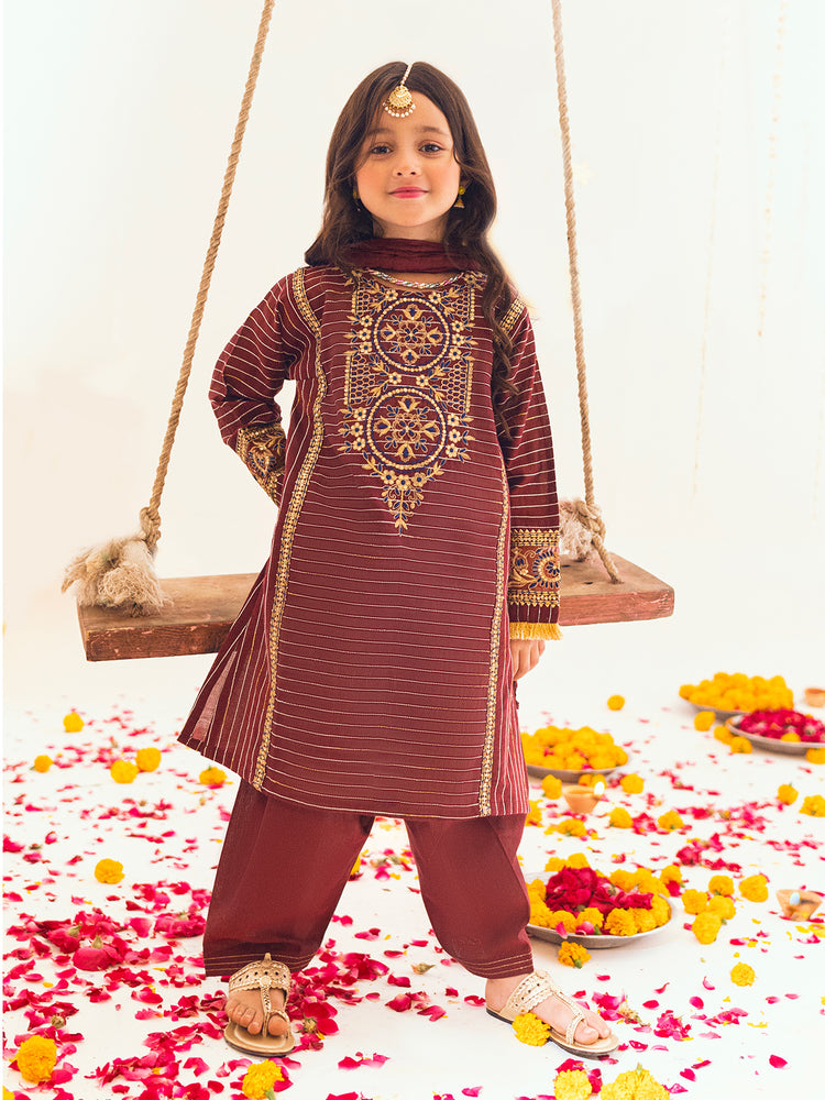Girls Apparel - Girls Clothing Online in Pakistan